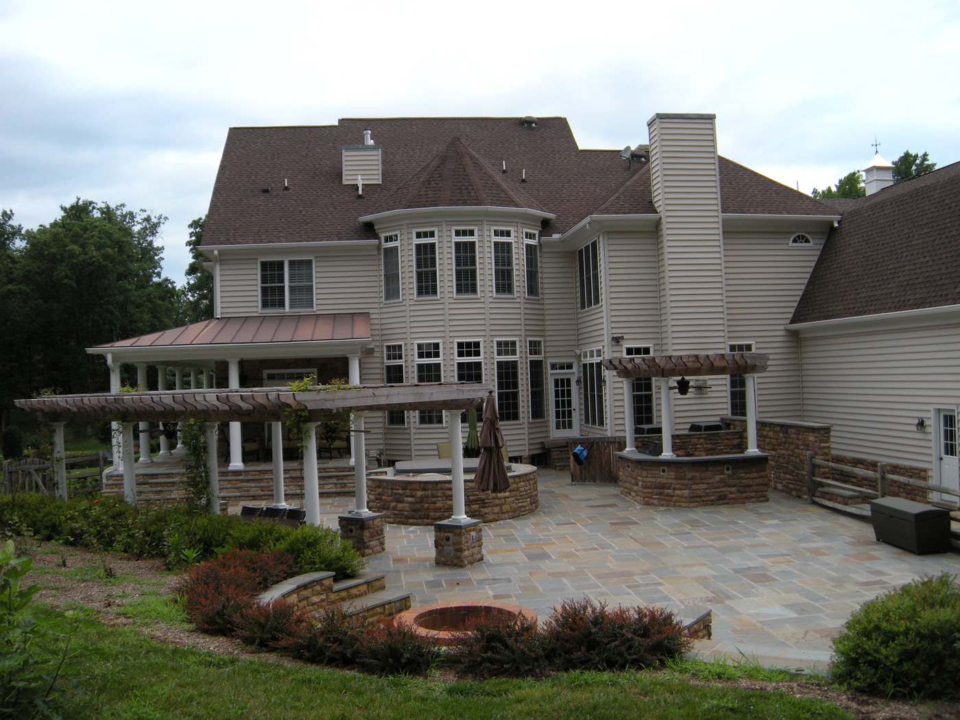 Seneca Stone | Gallery